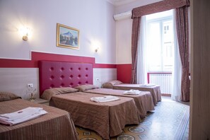 Quarto Quádruplo de Luxo | Lençóis de algodão egípcio, cofre com capacidade para portátil 