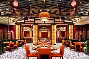 2 restaurantes: servem pequenos-almoços, almoços e jantares