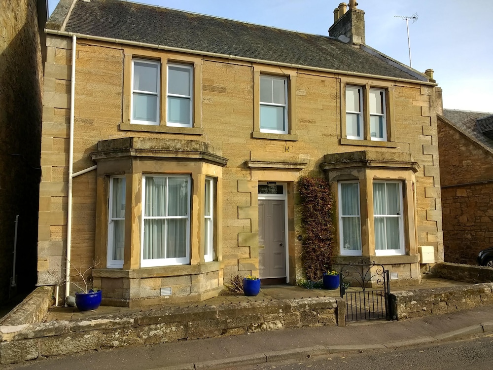 Moatville Cupar - Cupar