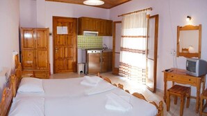 Estúdio, vista para a montanha | Cofre no quarto, quartos insonorizados, ferro/tábua de engomar 