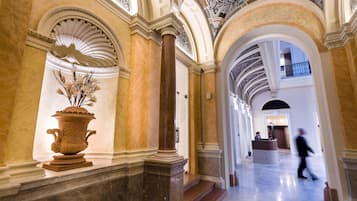 Entrada (vista interior)