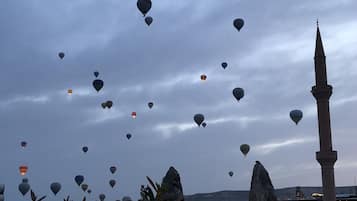 Pequeno-almoço tipo buffet diário incluído