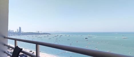 Suite, cozinha, vista para o oceano | Terraço/pátio interior