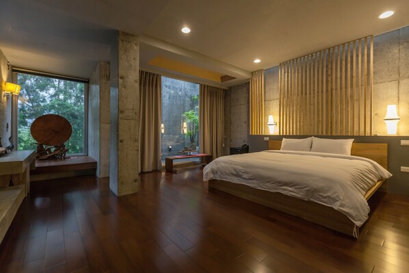 Quarto Duplo Nobre, 1 cama queen-size, varanda, junto ao pátio | Roupa de alta qualidade, com decoração personalizada