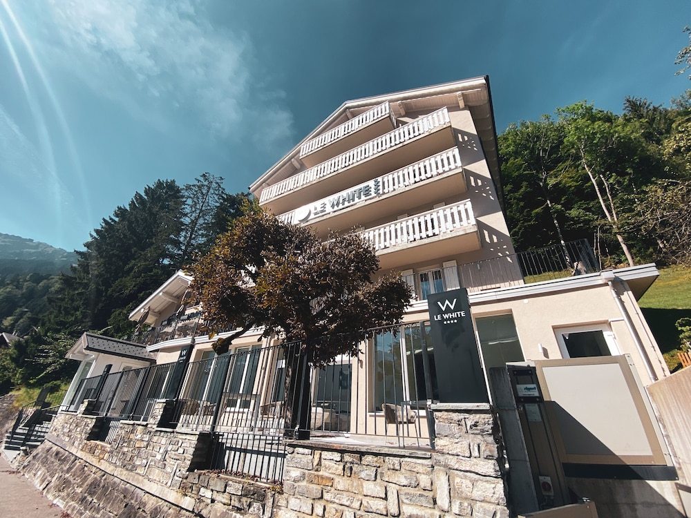 Le White - Champéry