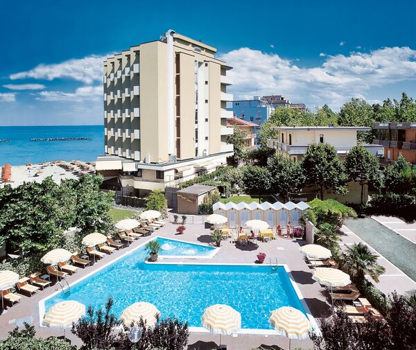 Colorado Hotel Snc By Prandolini Floria & C - Cesenatico
