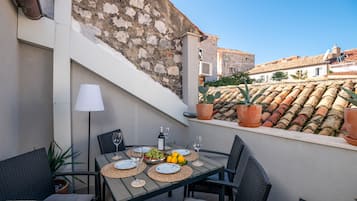 Villa Superior, 2 quartos, Vista para a cidade | Terraço/pátio interior