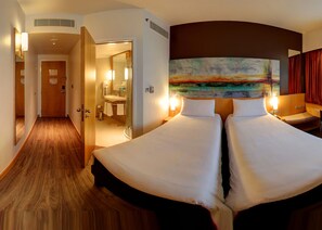 ibis One Central Hotel Reviews, Deals & Photos 2023 - Expedia