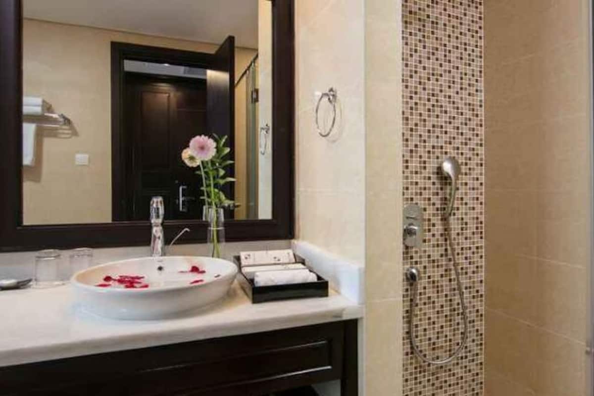 Banheiro | Chuveiro/banheira combinados, banheira de imersão