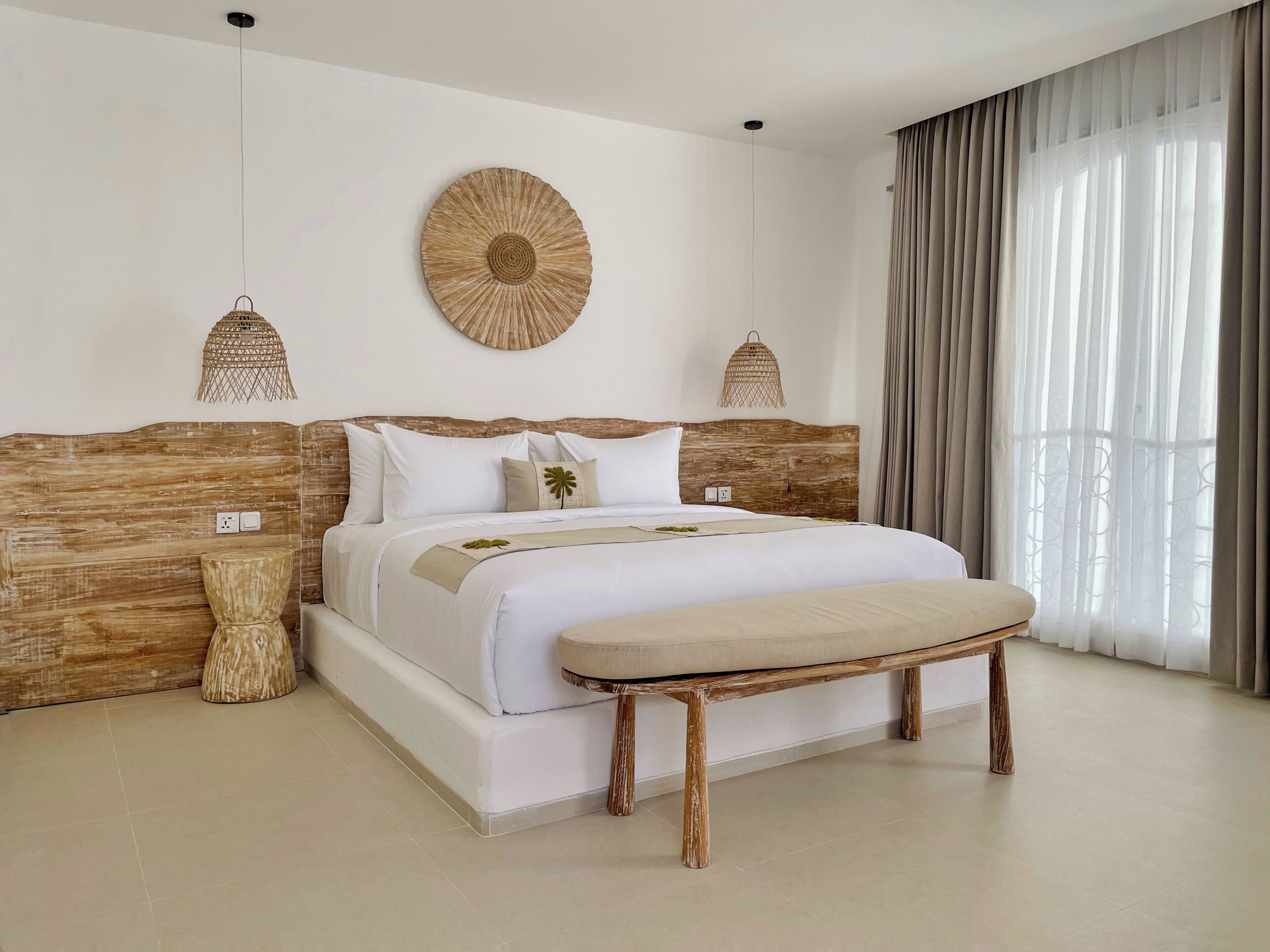 Vila superluxo, 2 quartos, piscina particular, vista para a piscina | Cofres nos quartos, escrivaninha, espaço de trabalho para notebook