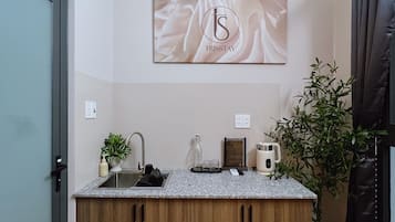 Suite-Estúdio Deluxe, varanda, Vista para a cidade | Interior