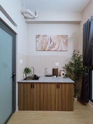 Suite-Estúdio Deluxe, varanda, Vista para a cidade | Interior