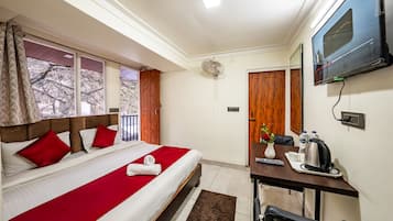 Quarto triplo, vista para a cidade | Vista do quarto