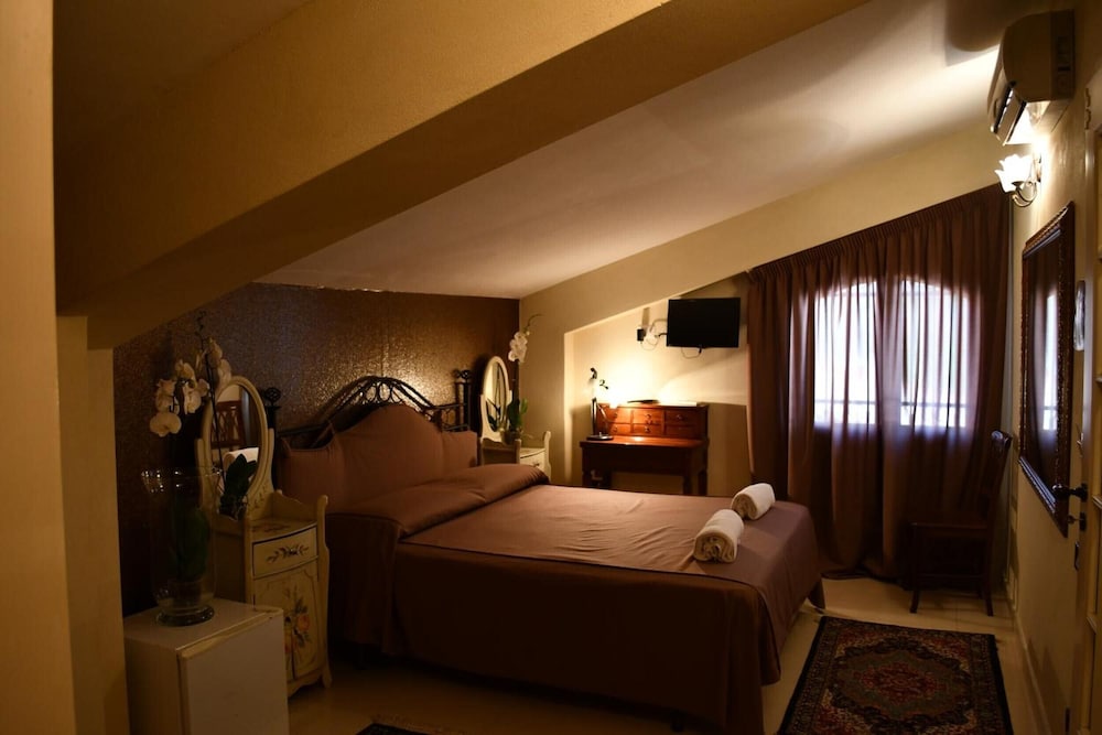 Room 'Terrazza Siciliana - Double' Reviews, Deals & Photos 2026 - Stayz