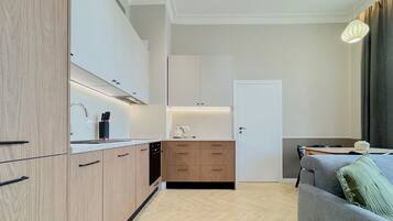 Apartamento Deluxe, Vista para a cidade | Interior