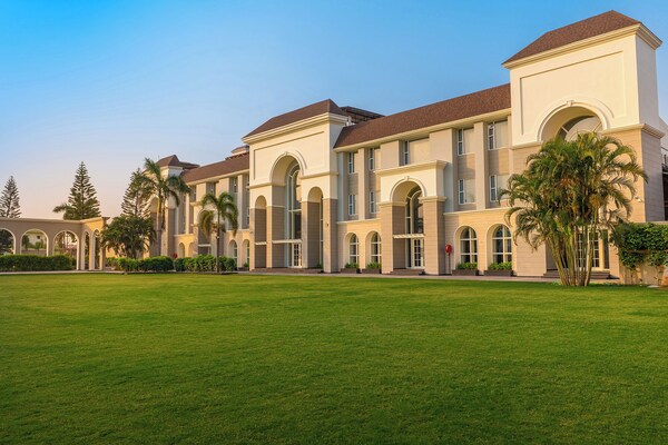 Ranveer Hotel - Haldwani