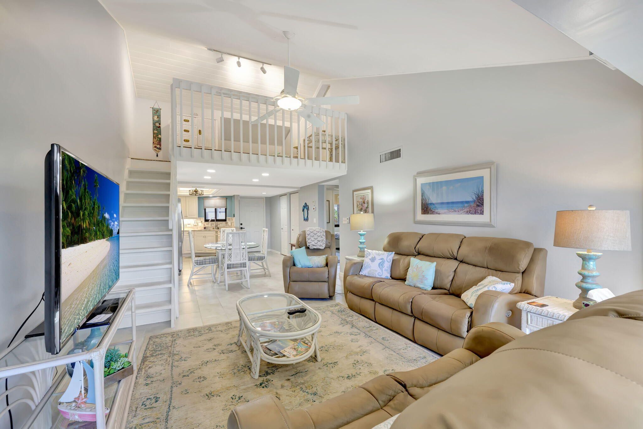 Ocean Village 2 Bd 2 Bath W Loft, Walk To Beach, Pools, Golf. Fully Furnished. - Fort Pierce, FL