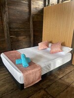 Quarto Twin, pátio, vista para o jardim