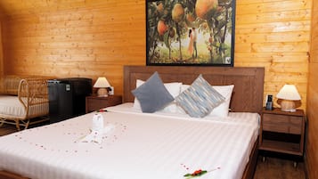 Bungalow Deluxe, varanda, vista para o jardim