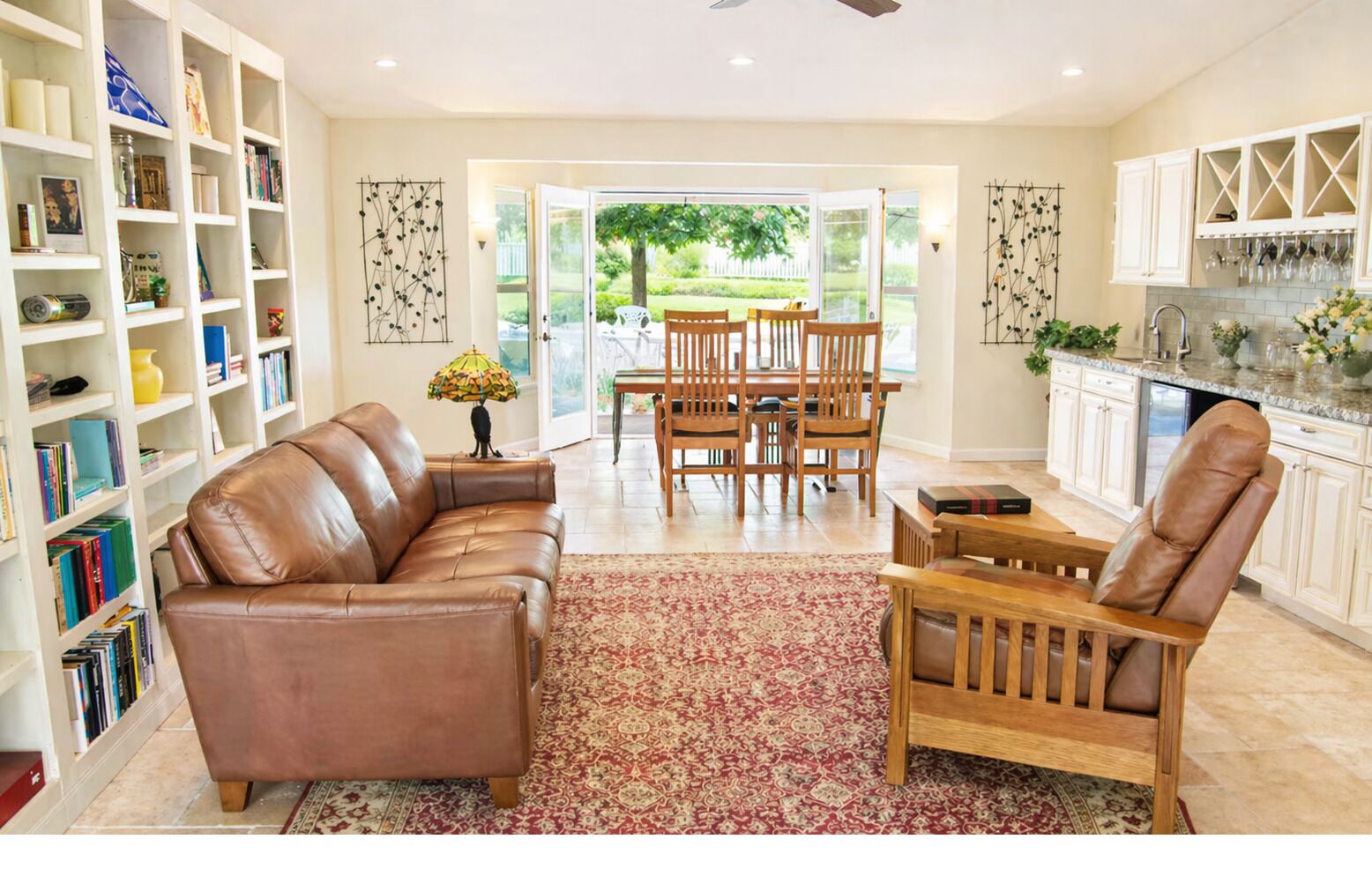 Lovely Lakeside Home: Perfect For Vacations, Weddings, Retreats. - Fresno, CA