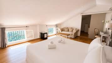 Quarto Duplo Comfort, vista para a montanha | Minibar, cofre no quarto, berços/camas para crianças grátis