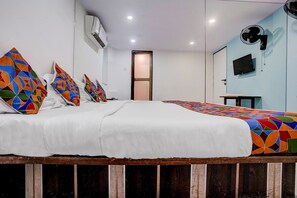 Quarto Premium | Lençóis de algodão egípcio, roupa de alta qualidade, cofre no quarto 