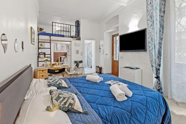 Festival Riviera House Sanremo Old Town Sleeps 4 - Sanremo