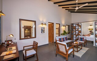 Vila presidencial | Área de estar | TV, brinquedos