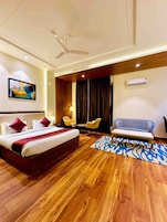 Quarto Duplo Deluxe, varanda, vista para o lago