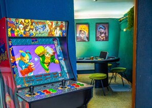 Casa | 9 quartos, internet de alta velocidade 