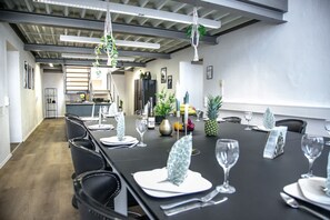 Casa | 7 quartos, acesso à internet de alta velocidade