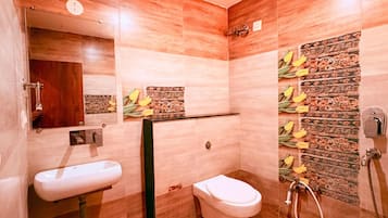 Quarto Duplo Deluxe, Vista para a cidade | Casa de banho