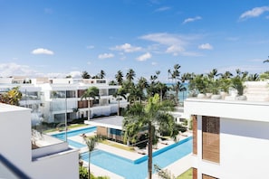Apartamento em Condomínio Fechado, 4 quartos (Penthouse w/ Rooftop pool) | Vista da varanda