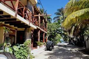 Perto da praia, praia de areia branca, toalhas de praia 