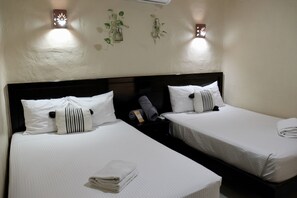 Quarto Duplo Standard | Wi-fi grátis, roupa de cama fornecida 