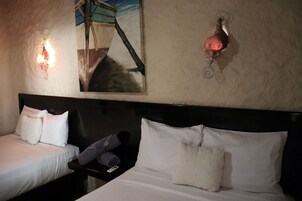 Quarto Duplo Deluxe | Wi-fi grátis, roupa de cama fornecida 