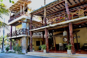 Fachada da propriedade