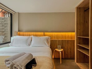 Apartamento, 2 camas Queen, varanda, vista para a cidade (Gardens B103) | 2 quartos