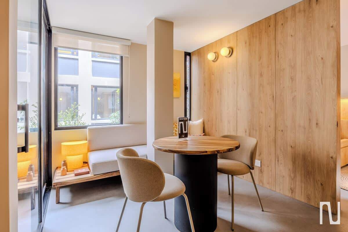 Apartamento, 1 cama de casal, varanda, vista para a cidade (Gardens A201) | Parte interna