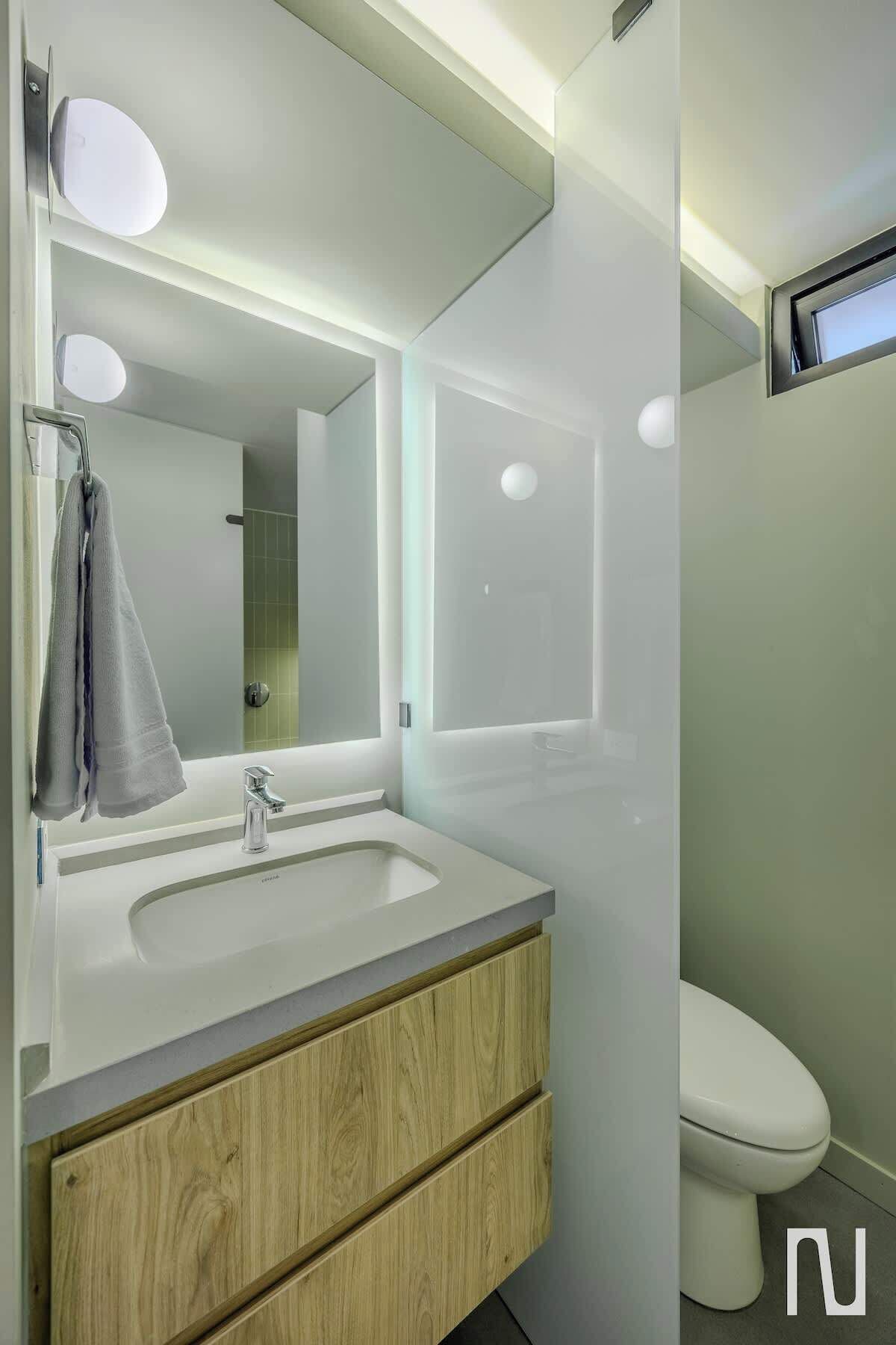 Apartamento, várias camas, varanda, vista para a cidade (Gardens A101 y A102) | Banheiro