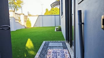 Quarto, 3 quartos, acessível | Pormenores do exterior