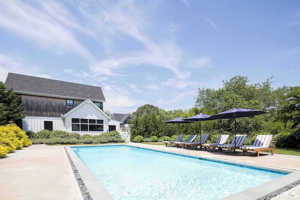 Sandpoint By Rove Travel 6br Family Home W Pool - Sandy Beach, NY