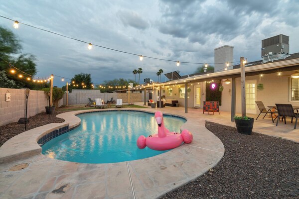 Spacious Scottsdale Retreat With Pool - Phoenix, AZ