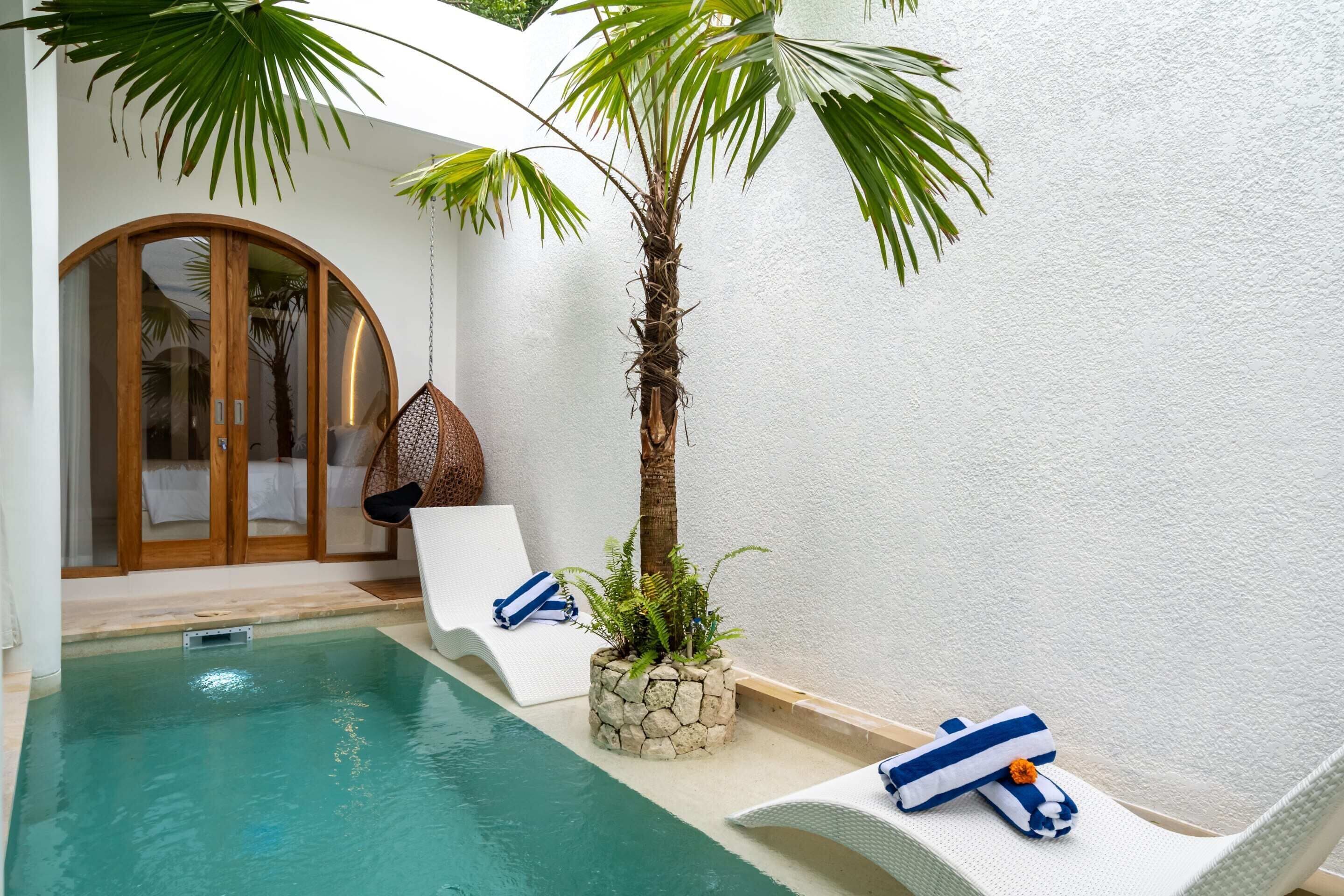 Villa Básica | Piscina | Piscina exterior 