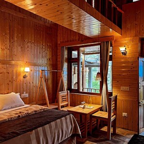 Quarto Familiar | Camas desdobráveis, Wi-fi grátis, roupa de cama fornecida 