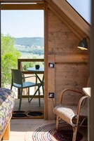Tenda, vista para o lago | Interior