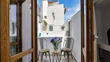 Quarto Duplo Standard, vista para o pátio | Terraço/pátio interior