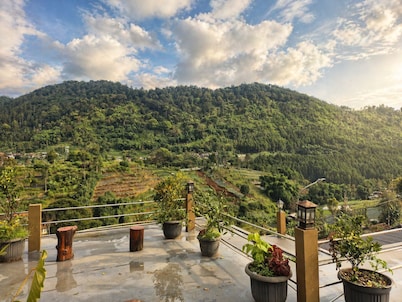 The Green County Homestay