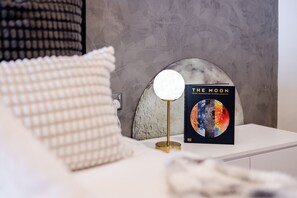 Apartamento de Luxo, cozinha, Vista para a cidade | Roupa de alta qualidade, camas de colchão pillowtop, cofre no quarto 
