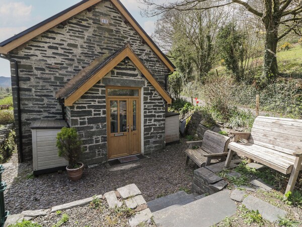 Ysgoldy - Penrhyndeudraeth